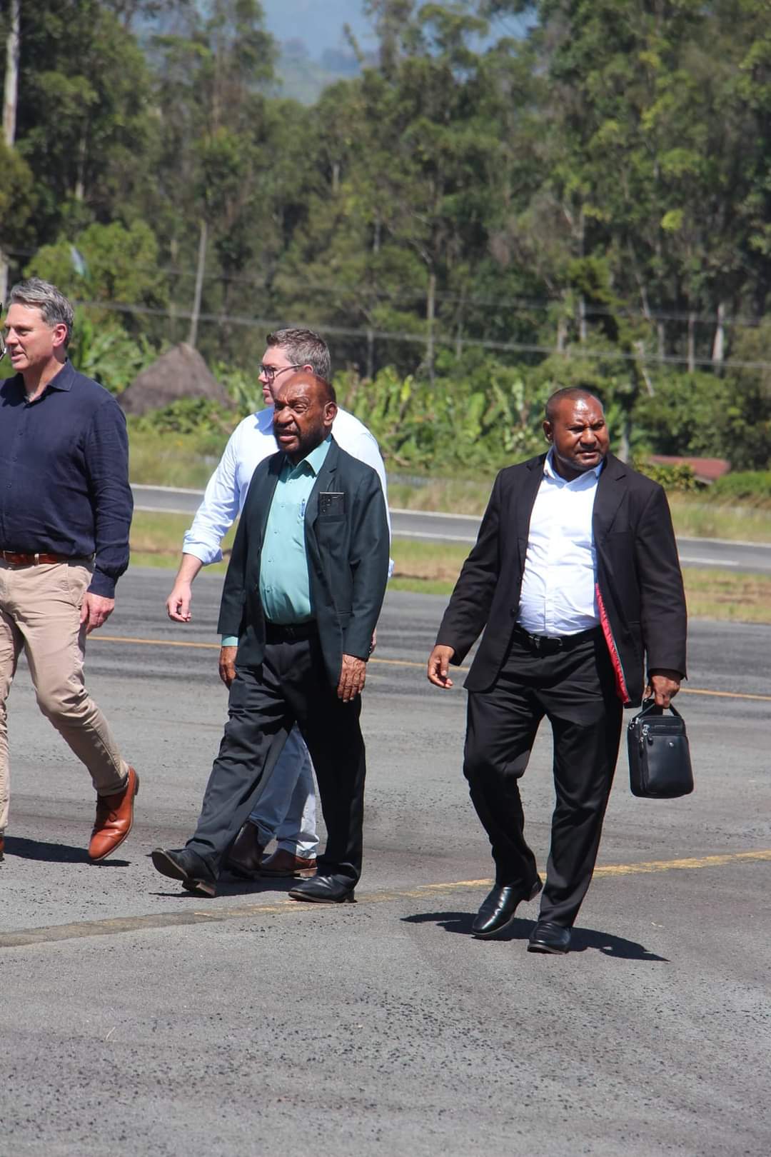 DEPUTY PRIME MINISTER OF AUSTRALIA ANNOUNCES MORE ASSISTANCE FOR ...