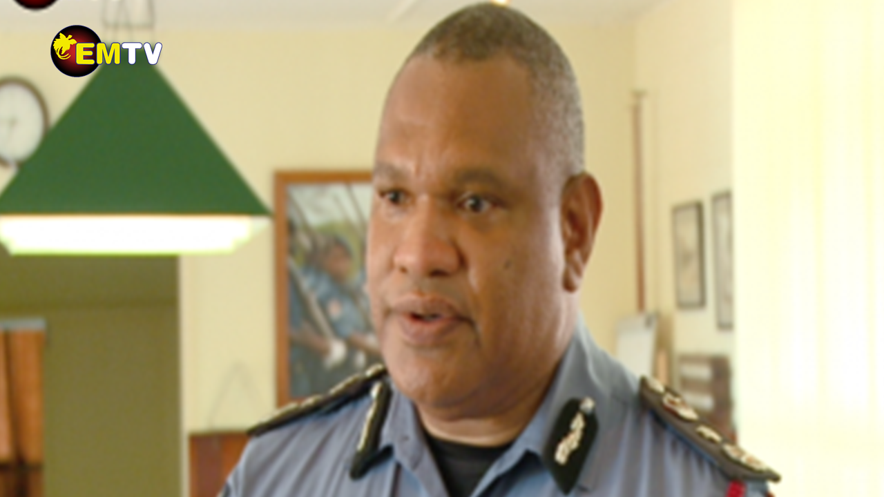 POLICE COMMANDERS SUSPENDED — EMTV ONLINE